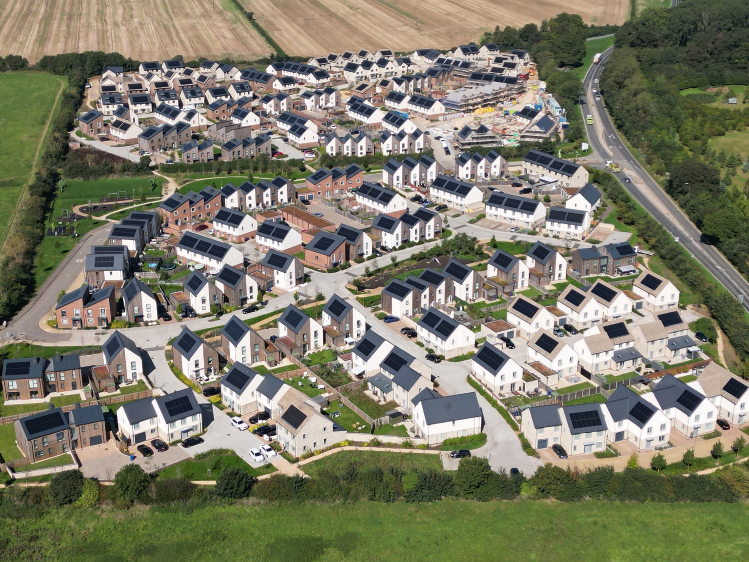 Elmsbrook Village - Carmac · Building & Civil Engineering