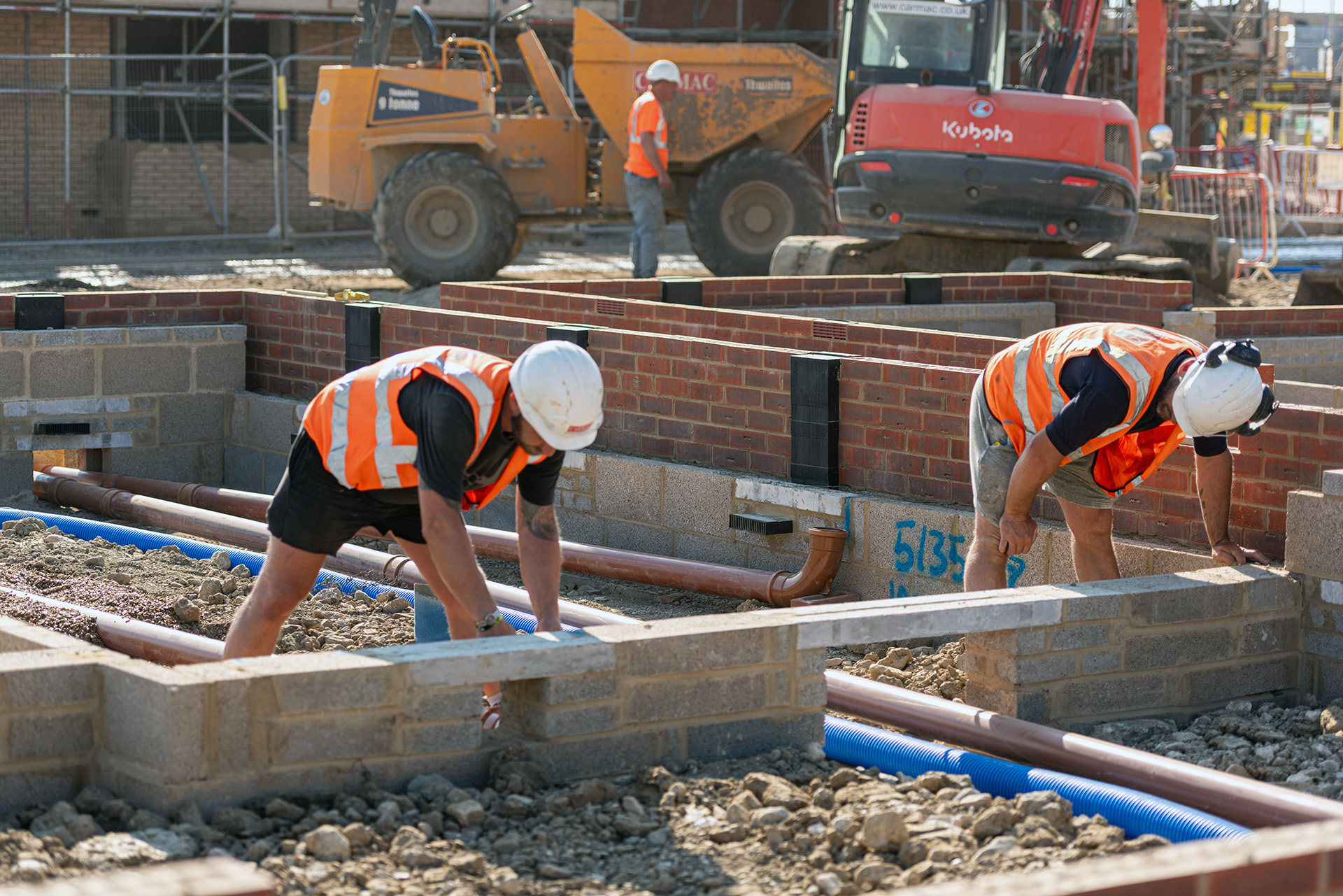 Hampton Water - Carmac · Building & Civil Engineering