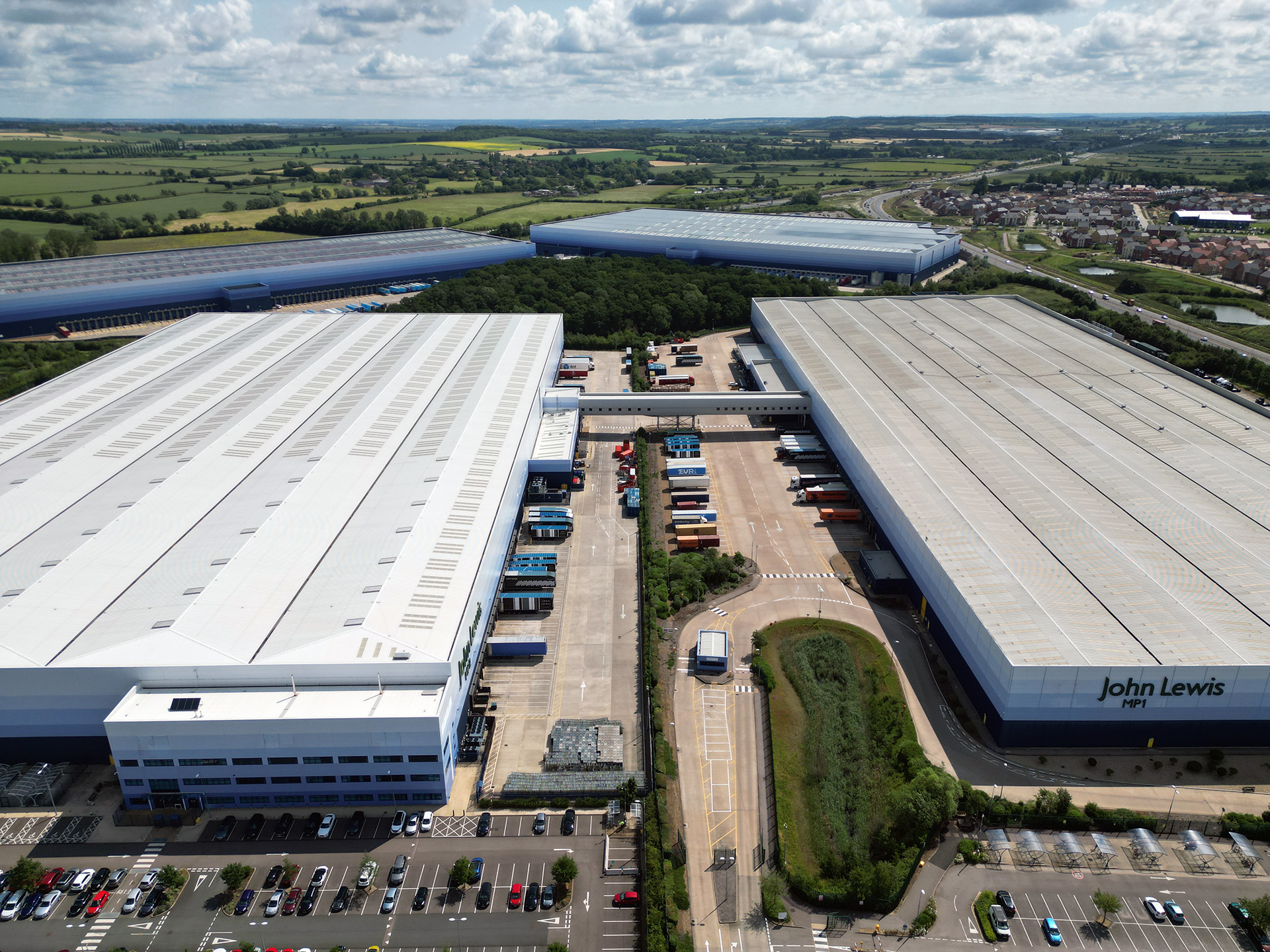 Magna Park - Carmac · Building & Civil Engineering